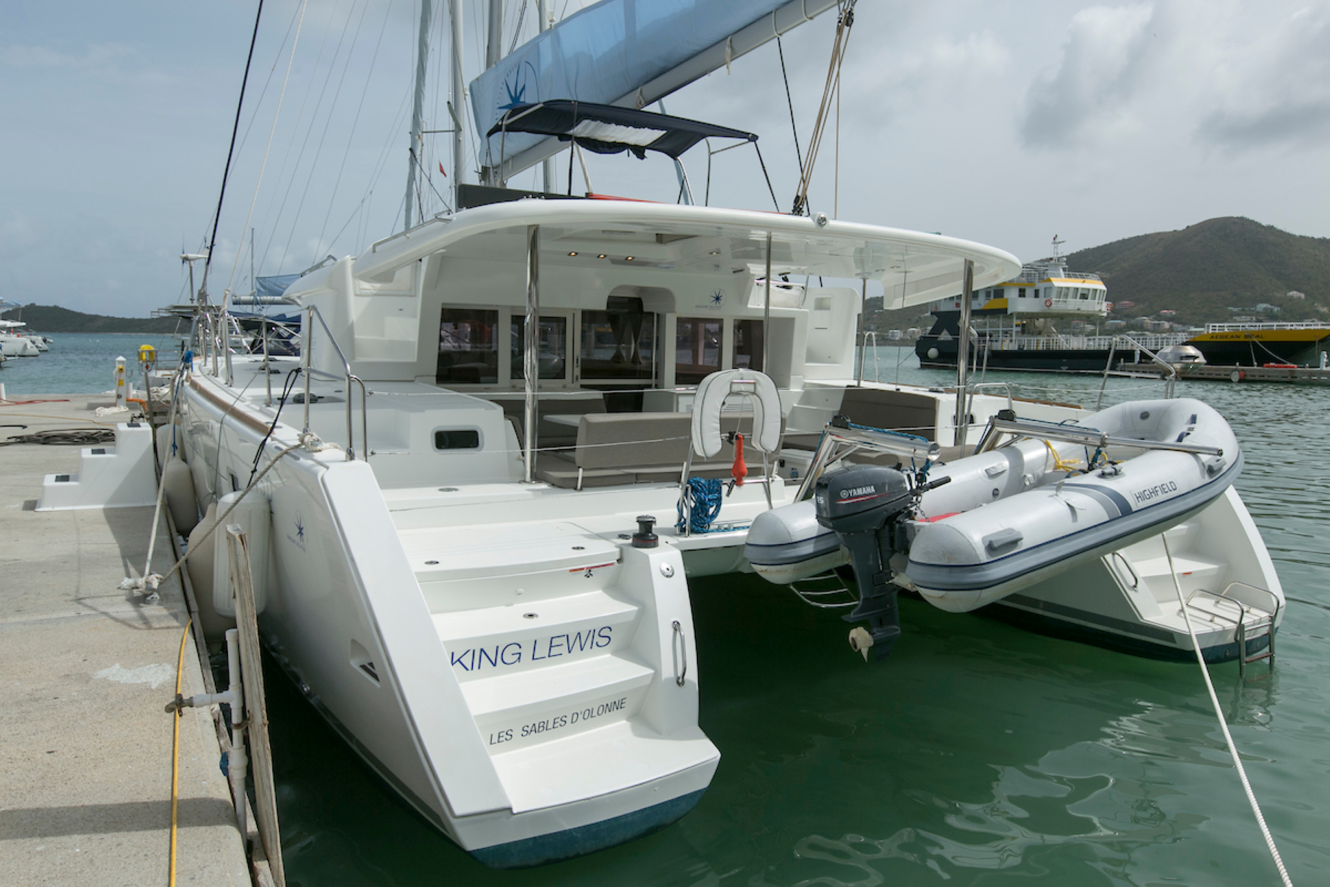 Used Lagoon 450 F for Sale | King Lewis